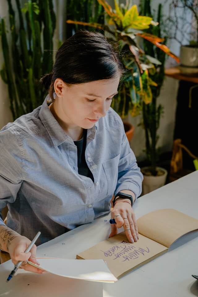 photo-of-calligraphy-artist-about-me – Strategy Finishing School